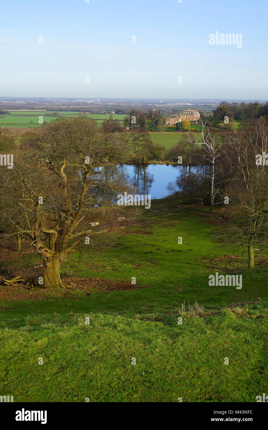 Pond and park house hi-res stock photography and images - Alamy