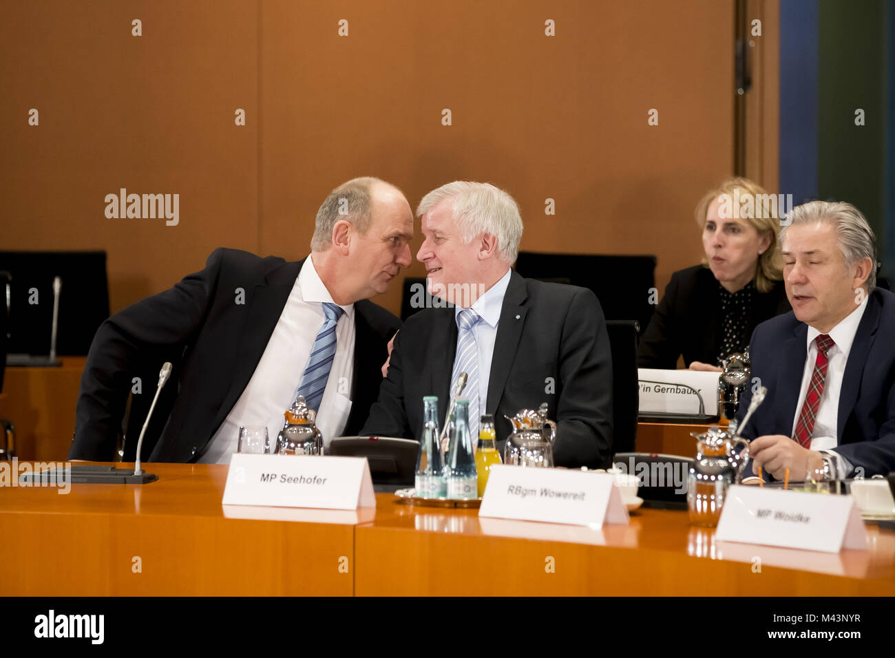 Prime minister meets german chancellor hi-res stock photography and ...