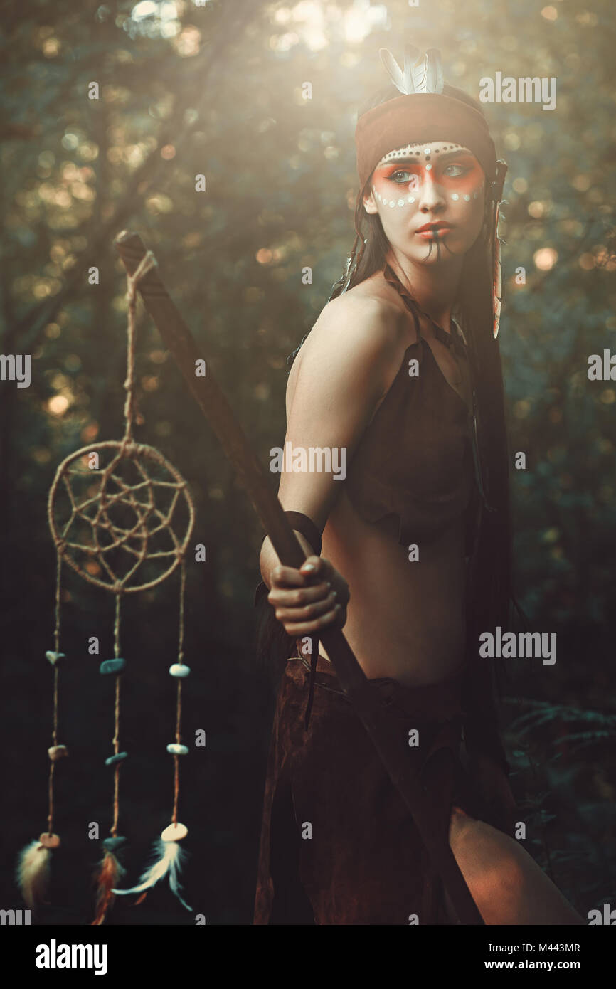 Indian shaman of north America. Outdoor portrait Stock Photo - Alamy