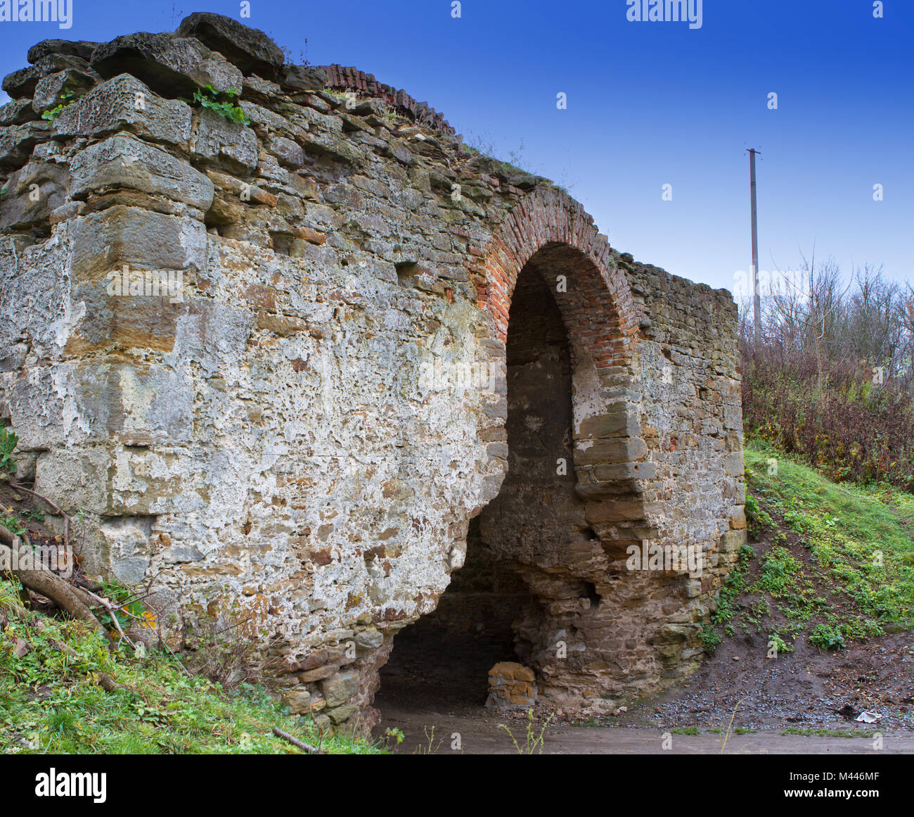Pomfret castle hi-res stock photography and images - Alamy