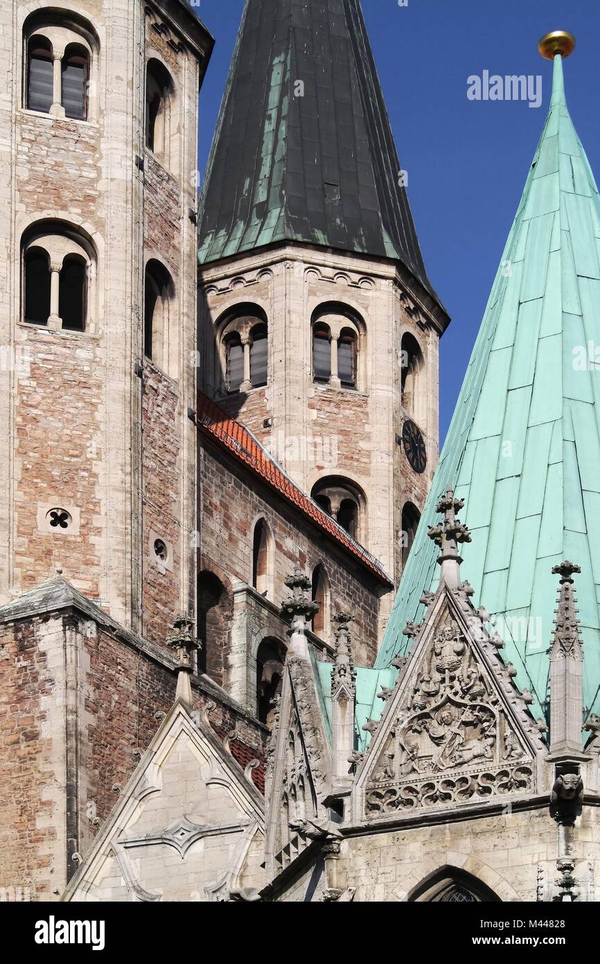 Brunswick towers hi-res stock photography and images - Alamy