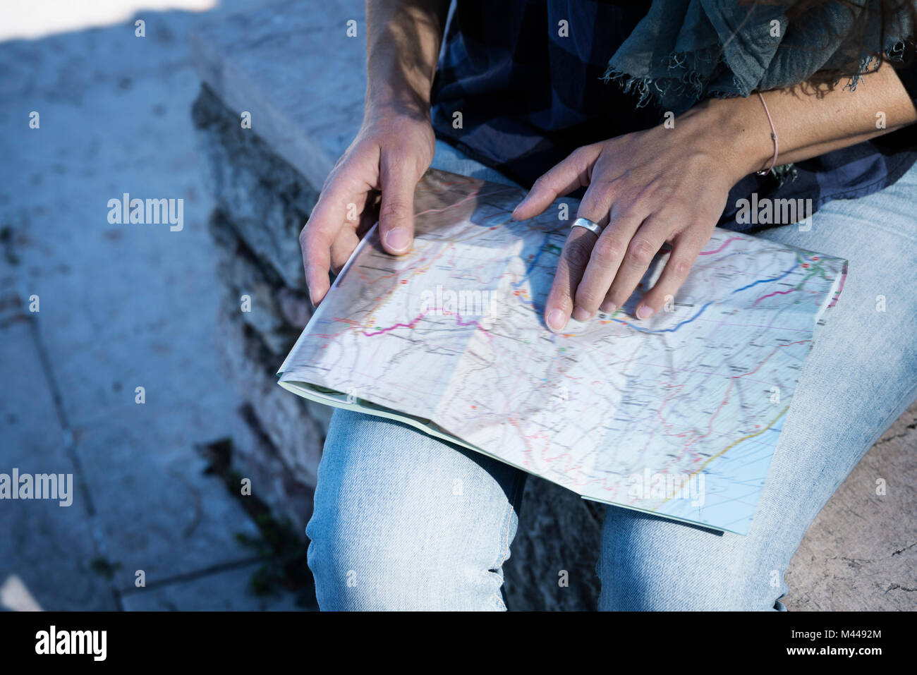 Folding tourist map hi-res stock photography and images - Alamy