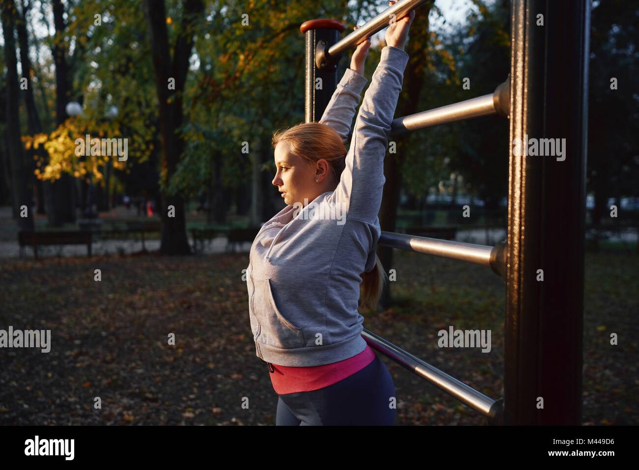 Curvaceous woman hi-res stock photography and images - Alamy