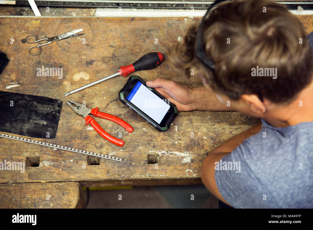 Worker overhead view hi-res stock photography and images - Alamy