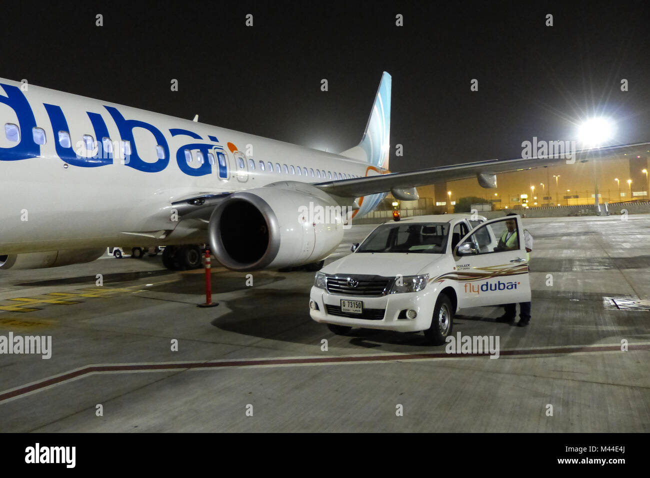Flydubai airplane hi-res stock photography and images - Alamy