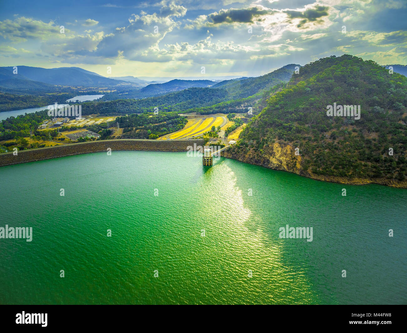 Lake Eildon at sunset, Victoria, Australia Stock Photo - Alamy