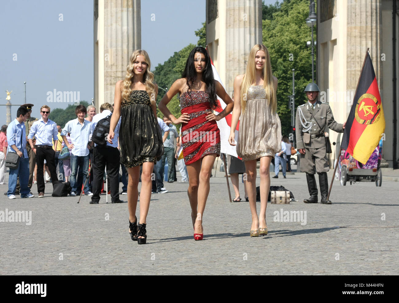 Next top model tv show hi-res stock photography and images - Alamy