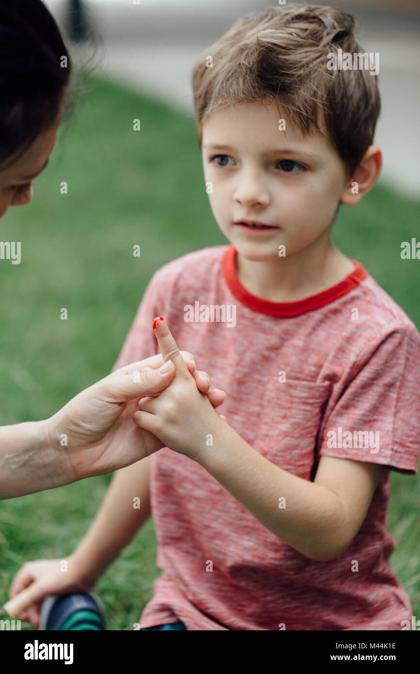 Child playground accident hi-res stock photography and images - Alamy