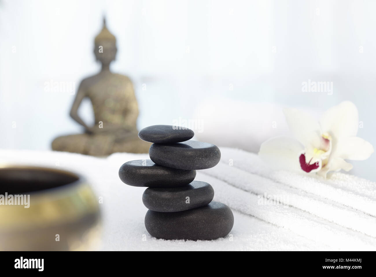 Hot_stones hi-res stock photography and images - Alamy