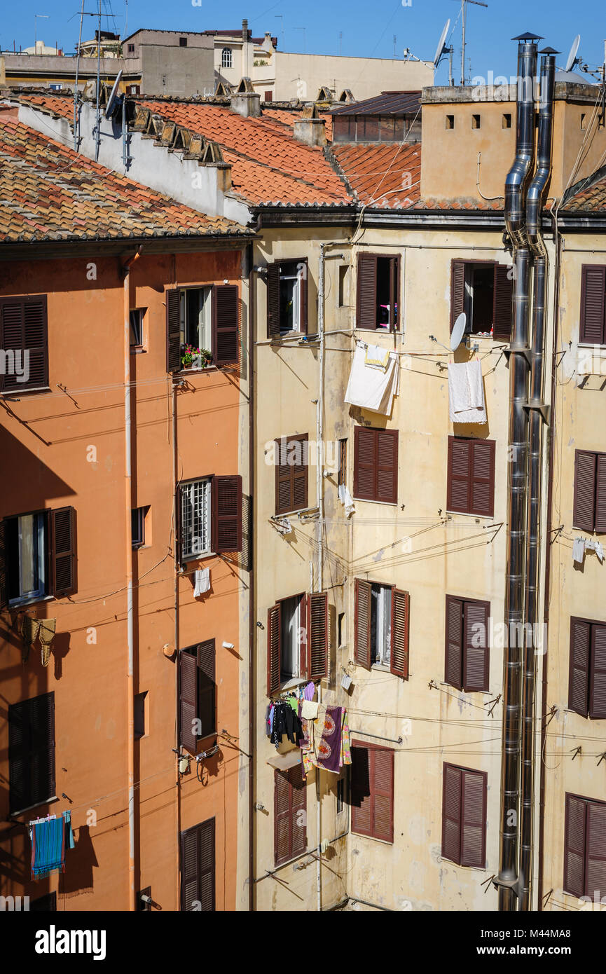Residential building in rome hi-res stock photography and images - Alamy