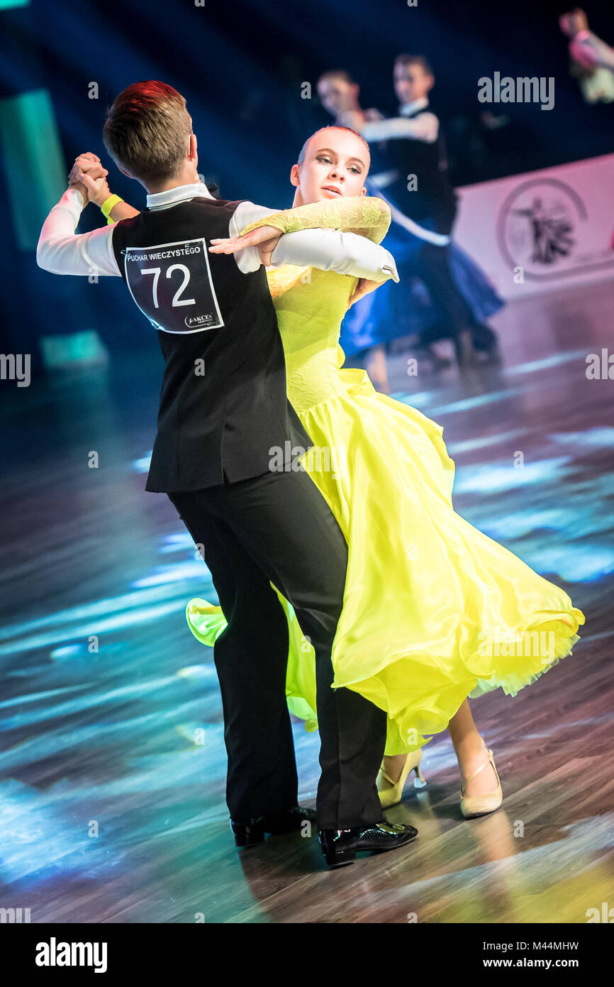 dancers dancing standard dance Stock Photo - Alamy