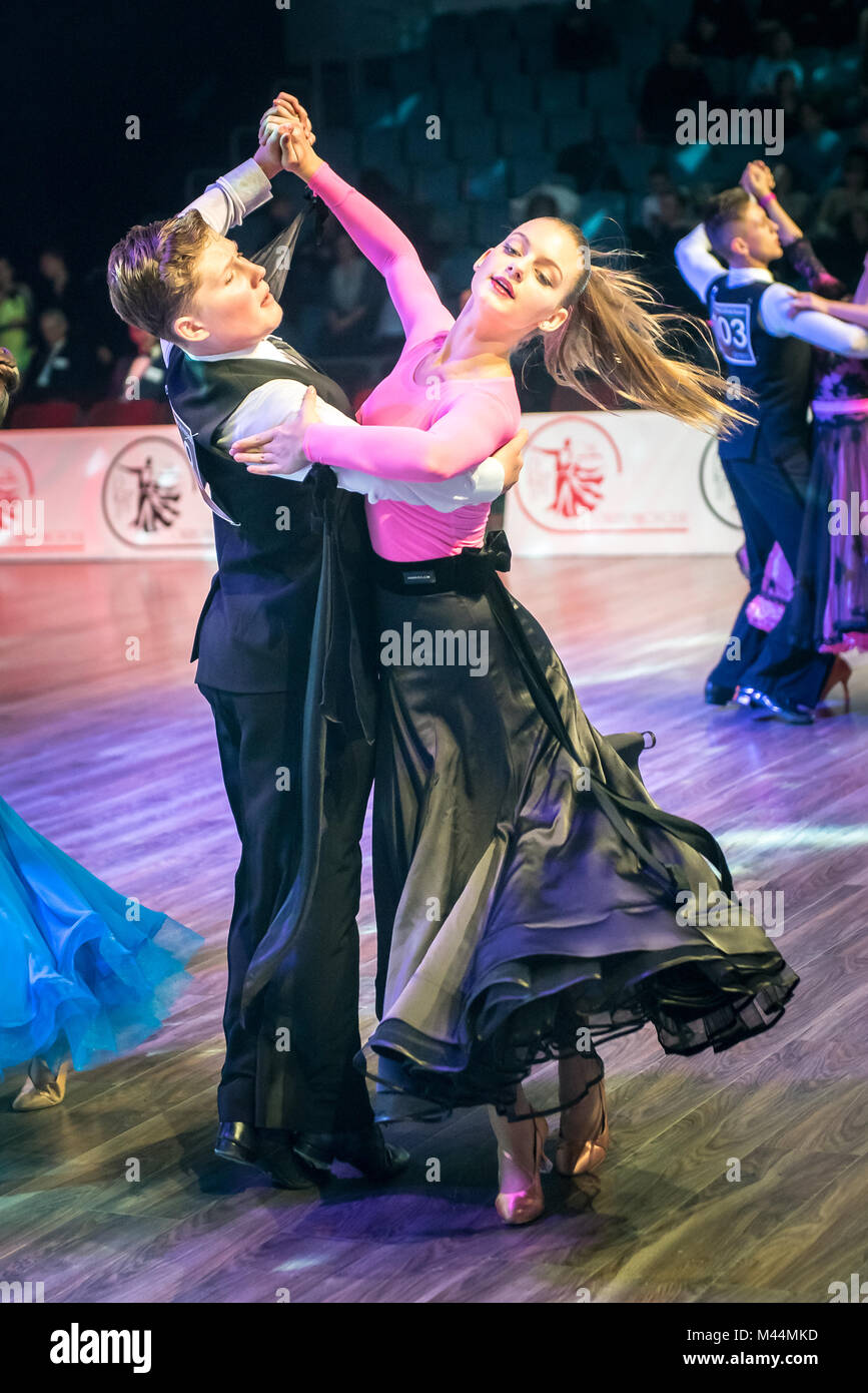 dancers dancing standard dance Stock Photo - Alamy