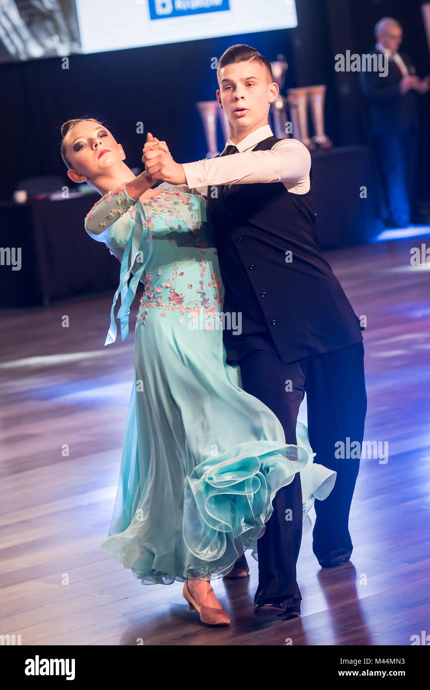 dancers dancing standard dance Stock Photo - Alamy