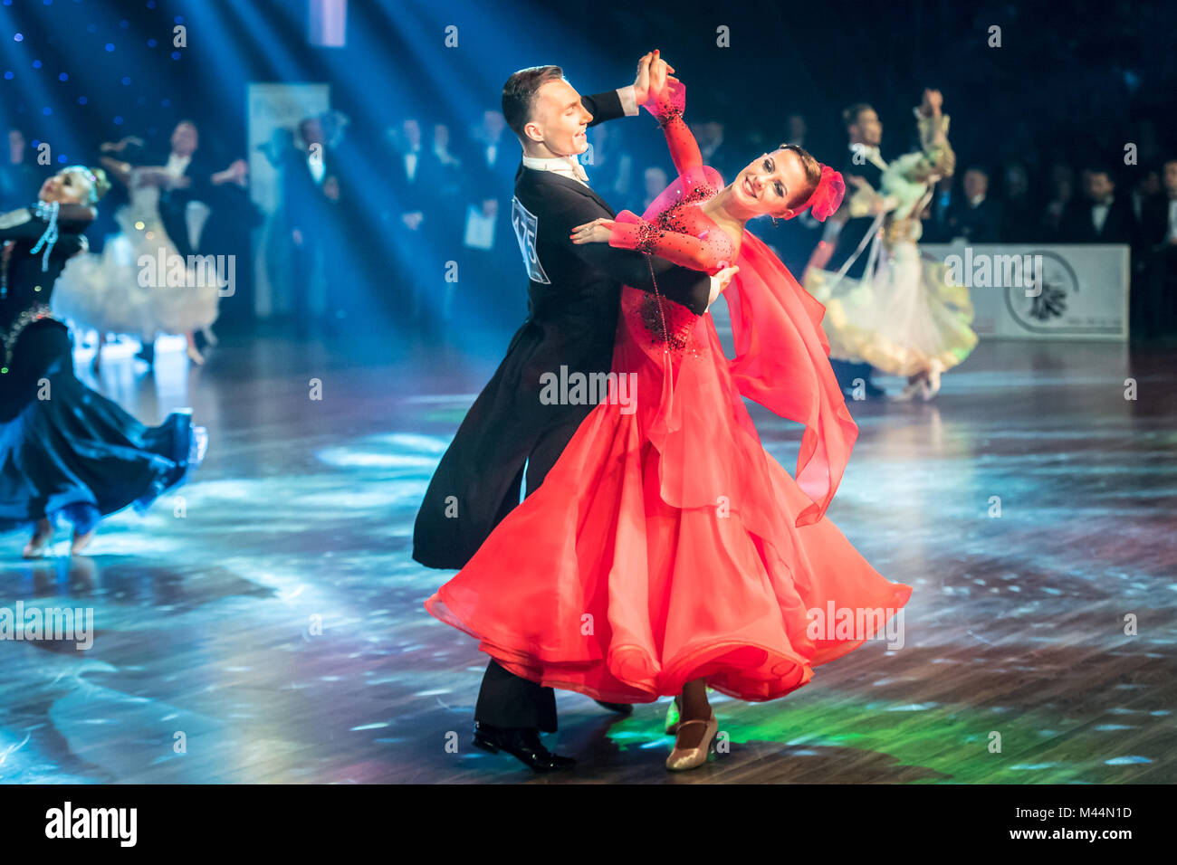 dancers dancing standard dance Stock Photo - Alamy
