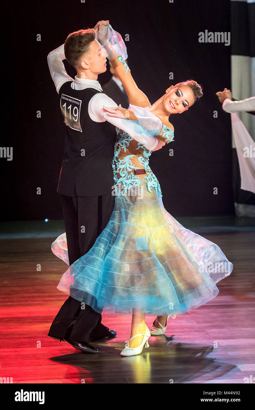 dancers dancing standard dance Stock Photo - Alamy