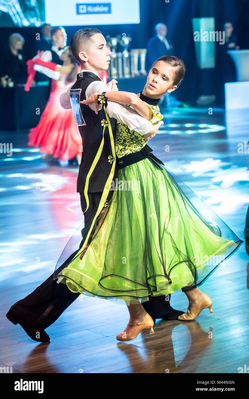 dancers dancing standard dance Stock Photo - Alamy