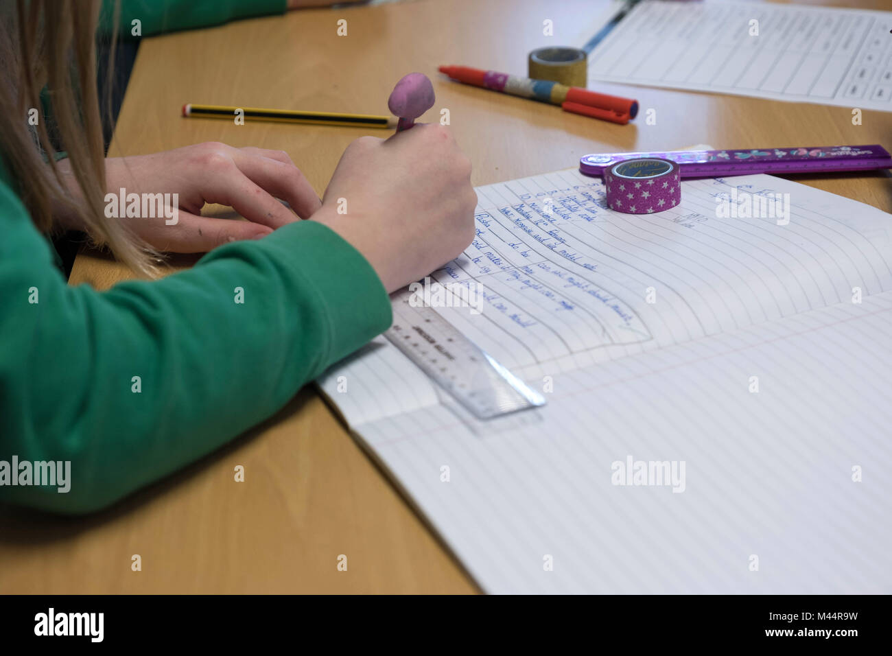 UK Primary School classroom Stock Photo - Alamy