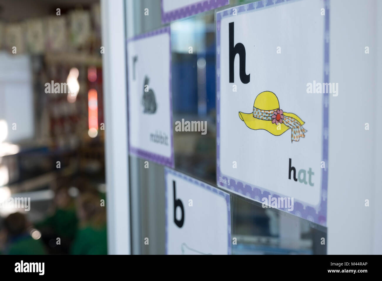 UK Primary School classroom Stock Photo - Alamy