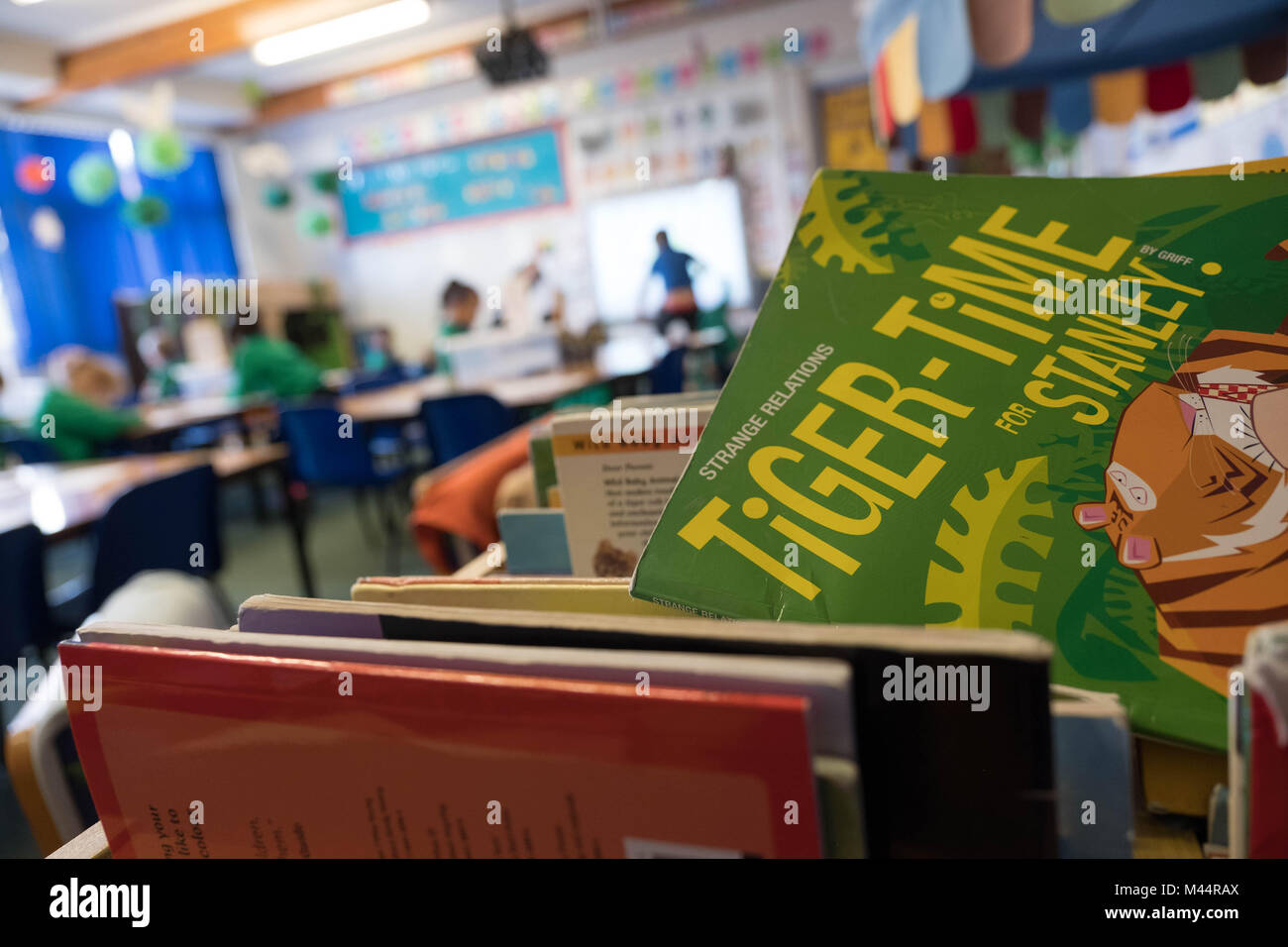 UK Primary School classroom Stock Photo - Alamy