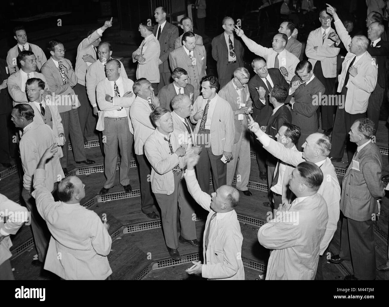 Chicago board of trade trading pit hi-res stock photography and images ...