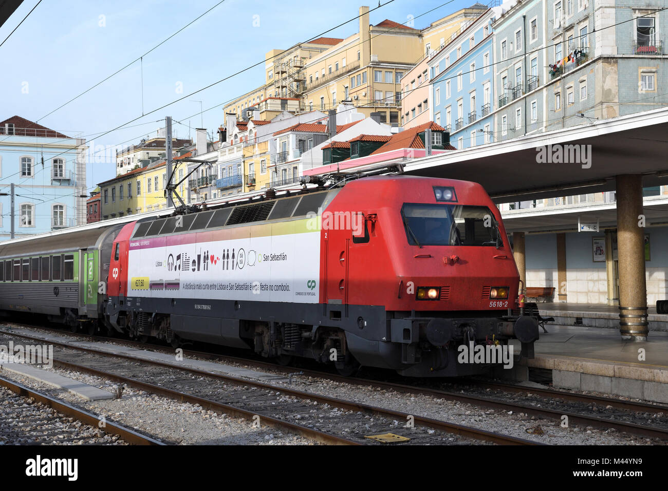 class 5600 electric locomotive;5618-2;santa apolonia station;lisbon ...