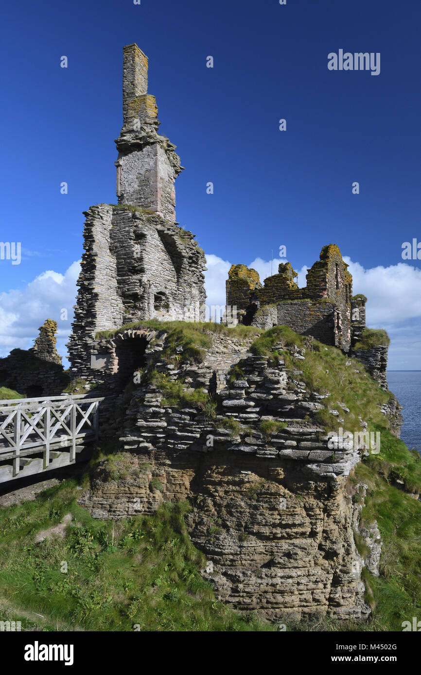 castle girnigoe sinclair;wick;caithness;scotland Stock Photo - Alamy