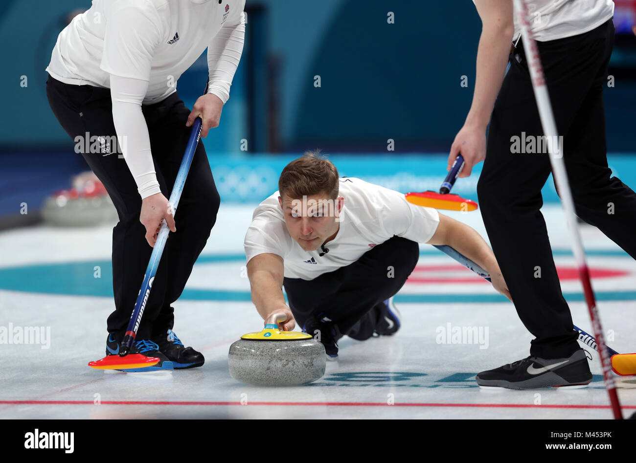 Britains mens curling hi-res stock photography and images - Alamy