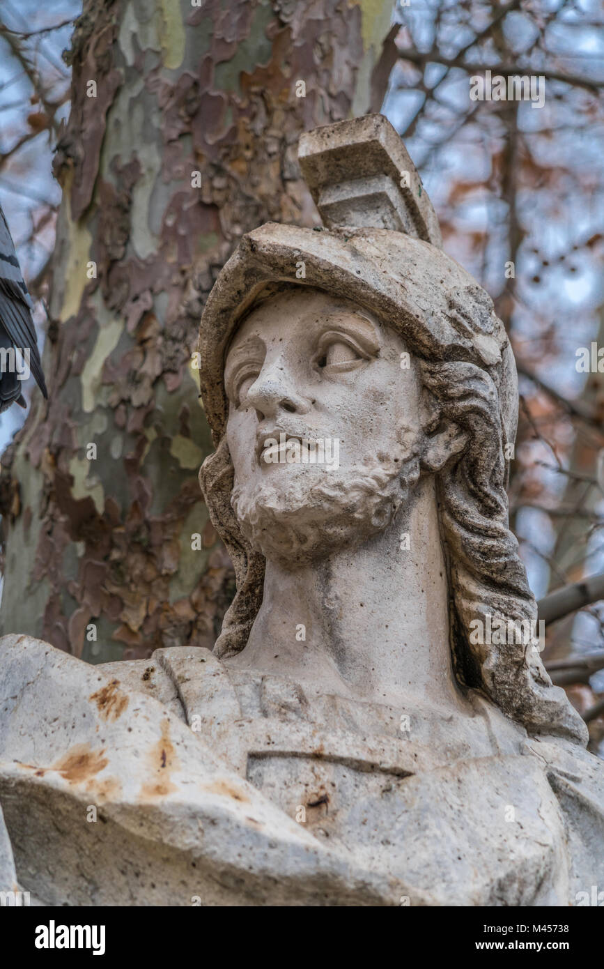 King inigo arista statue hi-res stock photography and images - Alamy