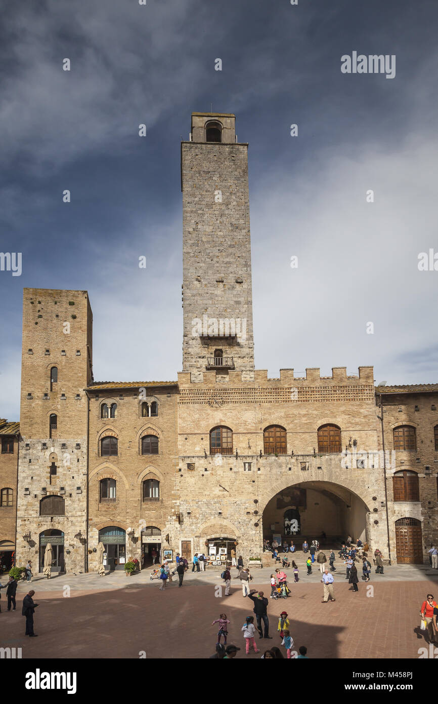 Chigi building hi-res stock photography and images - Alamy