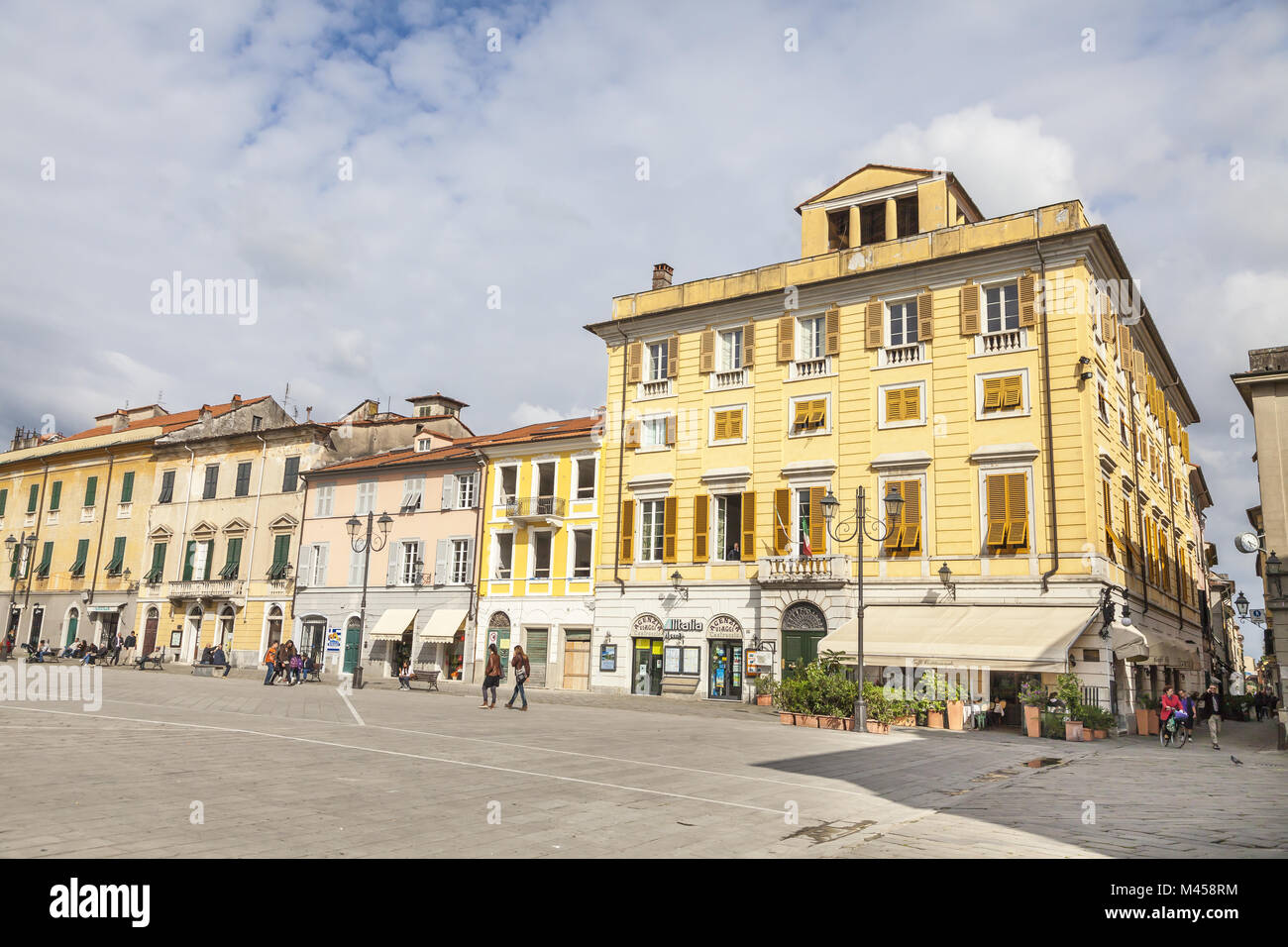 Sarzana, place, Piazza Giacomo Matteotti, Liguria Stock Photo - Alamy