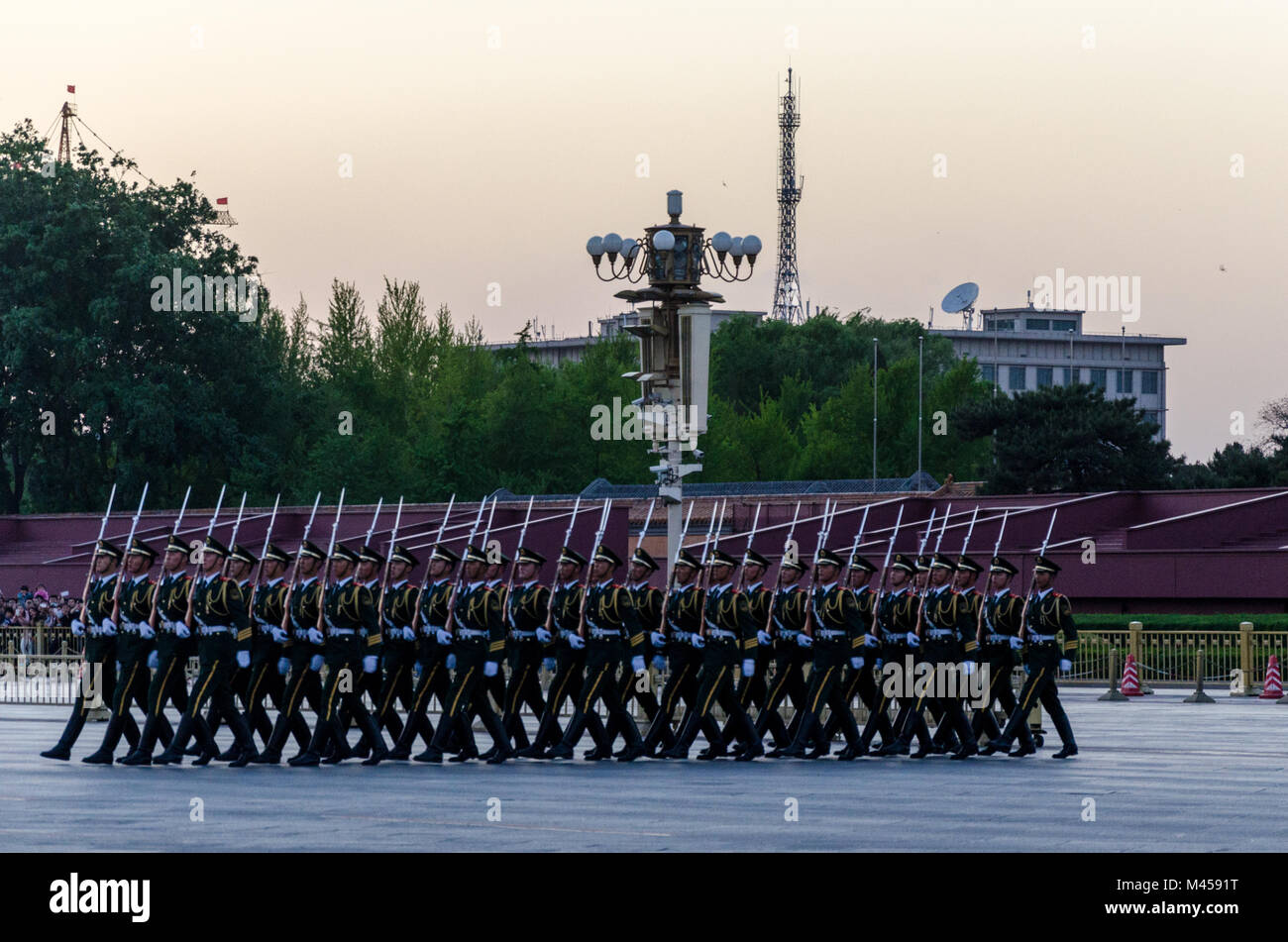 Chinese army guards hi-res stock photography and images - Alamy
