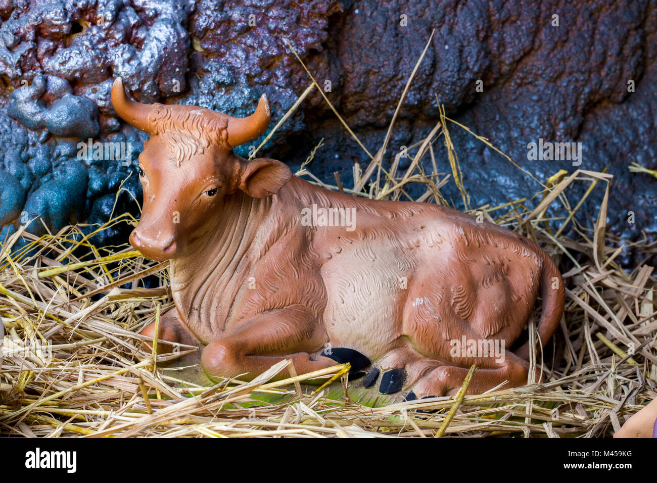 Stone cow sculpture hi-res stock photography and images - Alamy