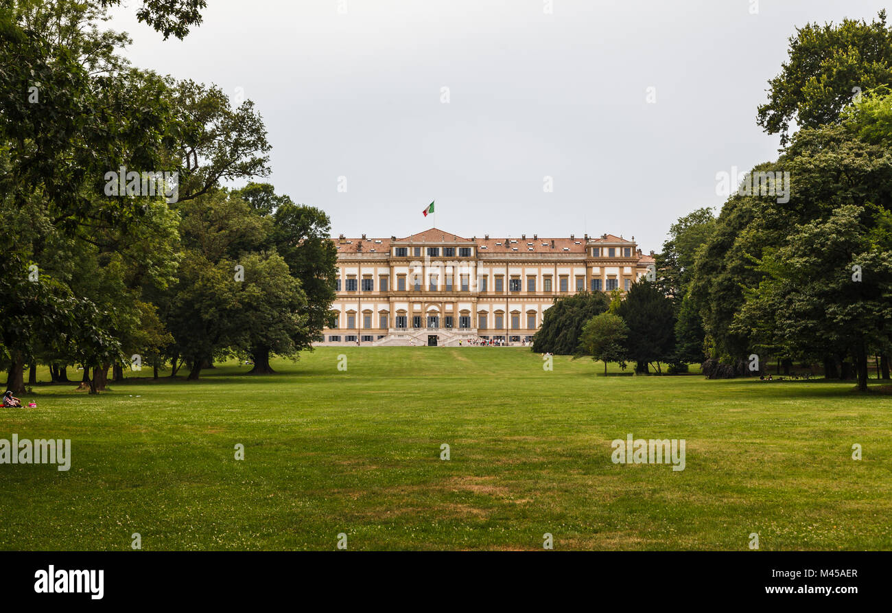 Royal palace monza italy hi-res stock photography and images - Alamy