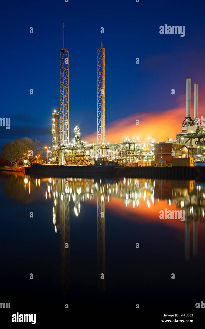 Steam boat river canal hi-res stock photography and images - Alamy