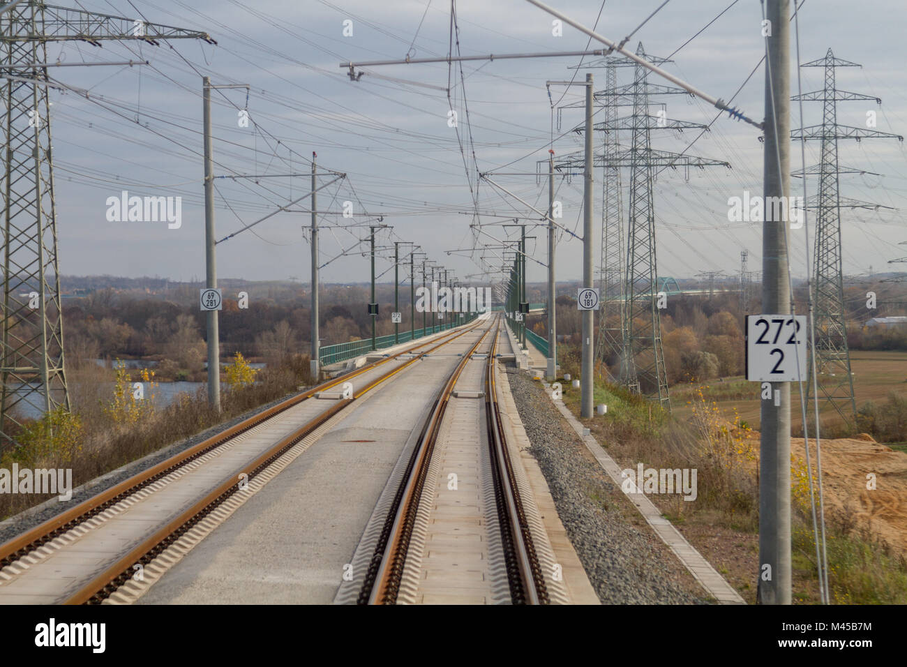 Saale elster bridge hi-res stock photography and images - Alamy