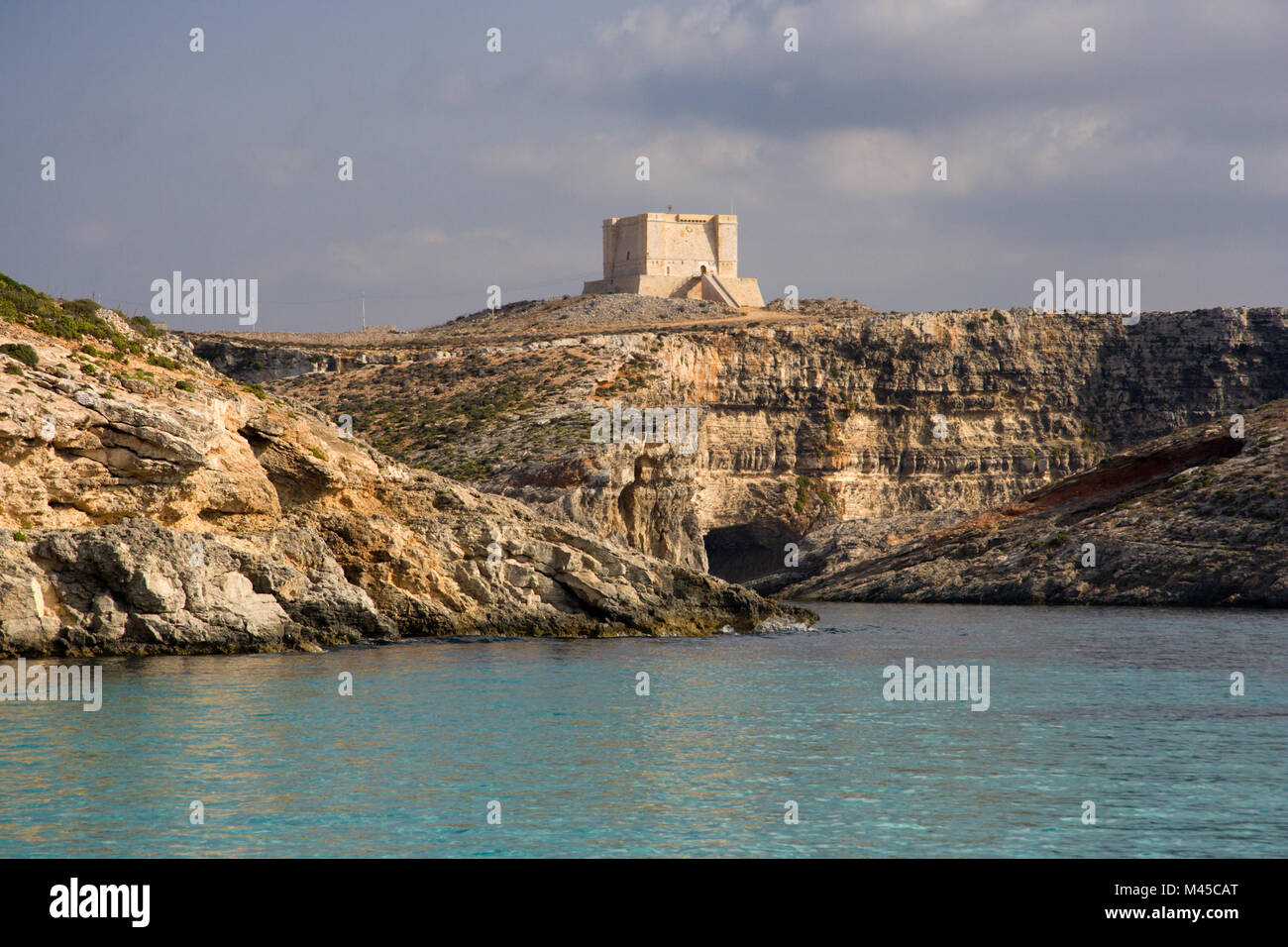 Fortress on sea cliffs hi-res stock photography and images - Alamy