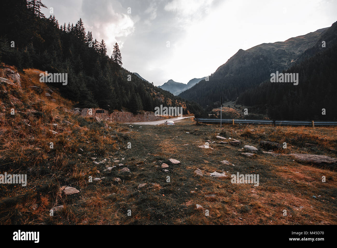 Roadside geology hi-res stock photography and images - Alamy