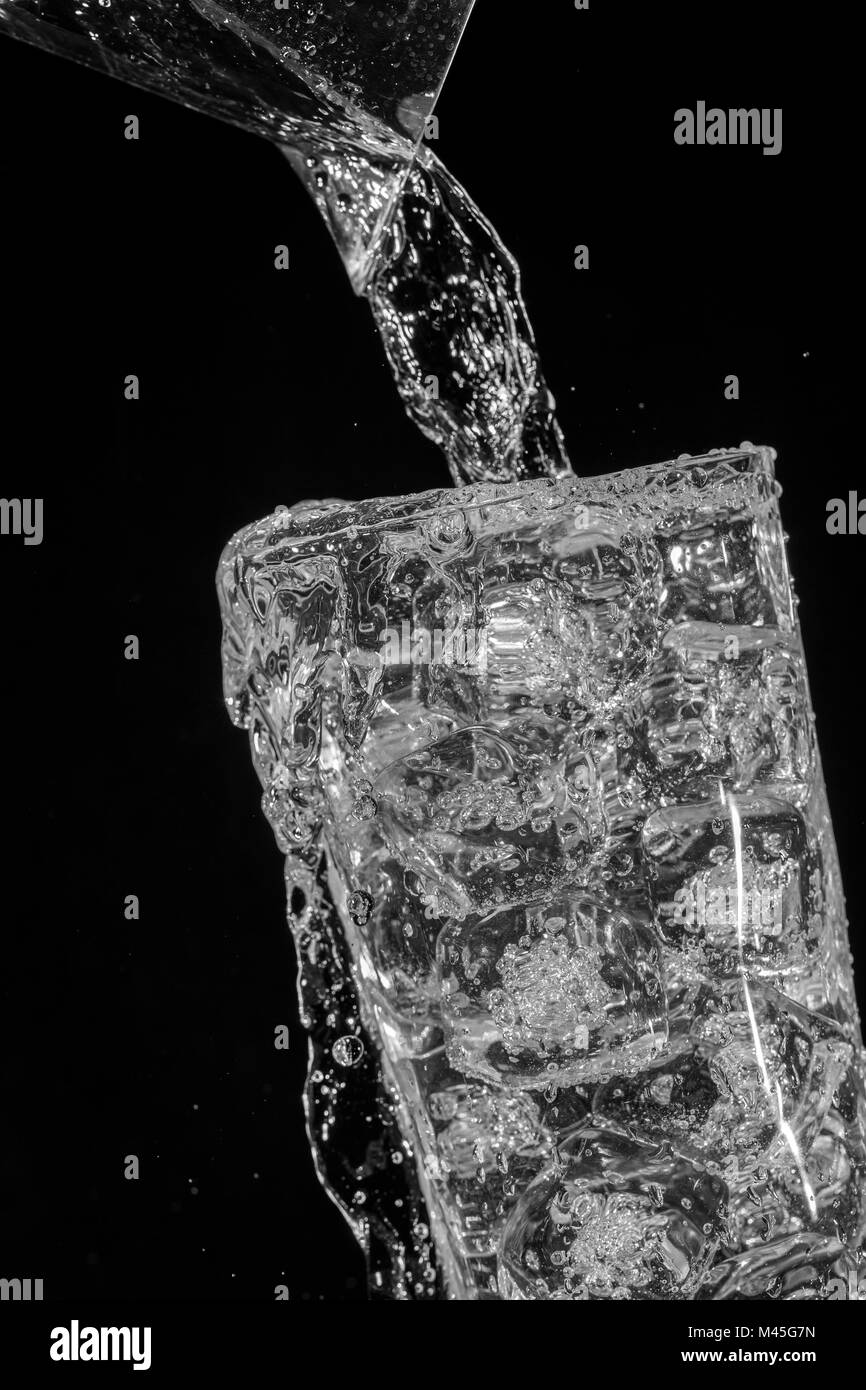 Water overflow hi-res stock photography and images - Alamy