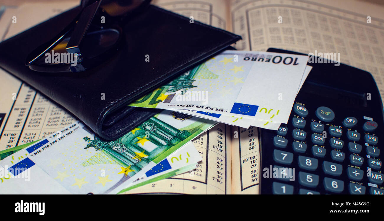 Euro balance hi-res stock photography and images - Alamy