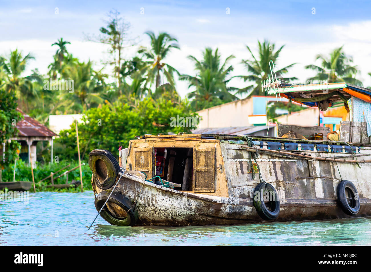 Vietnamese traditional livelihood hi-res stock photography and images ...