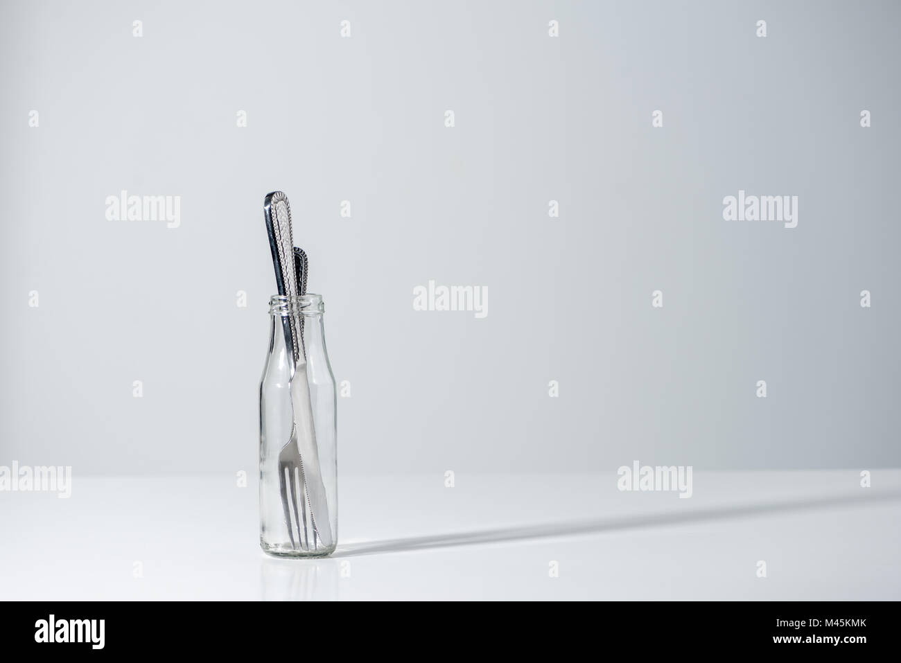 Glass knife hi-res stock photography and images - Alamy