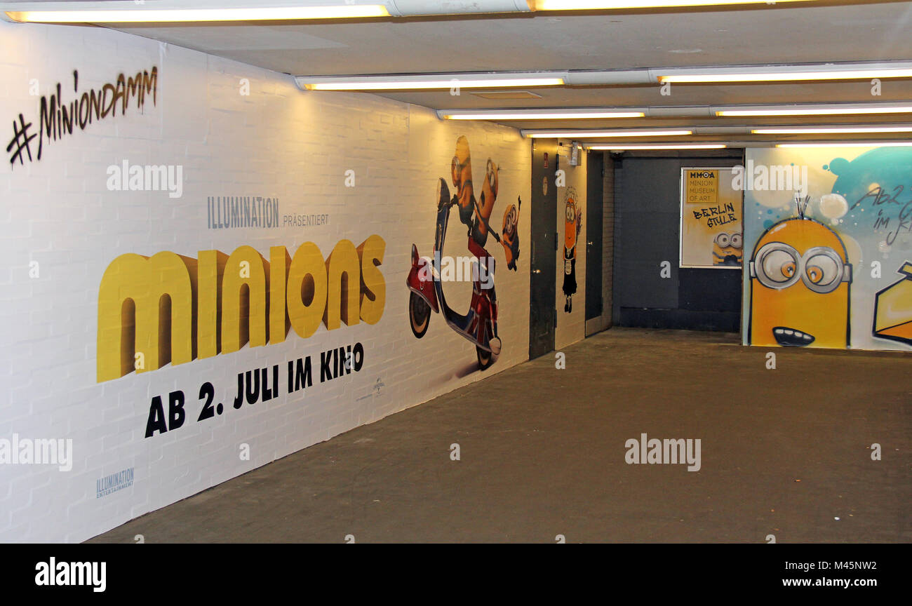 Minions 3d hi-res stock photography and images - Alamy