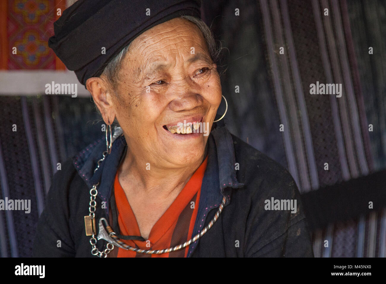 Cat merchant hi-res stock photography and images - Alamy