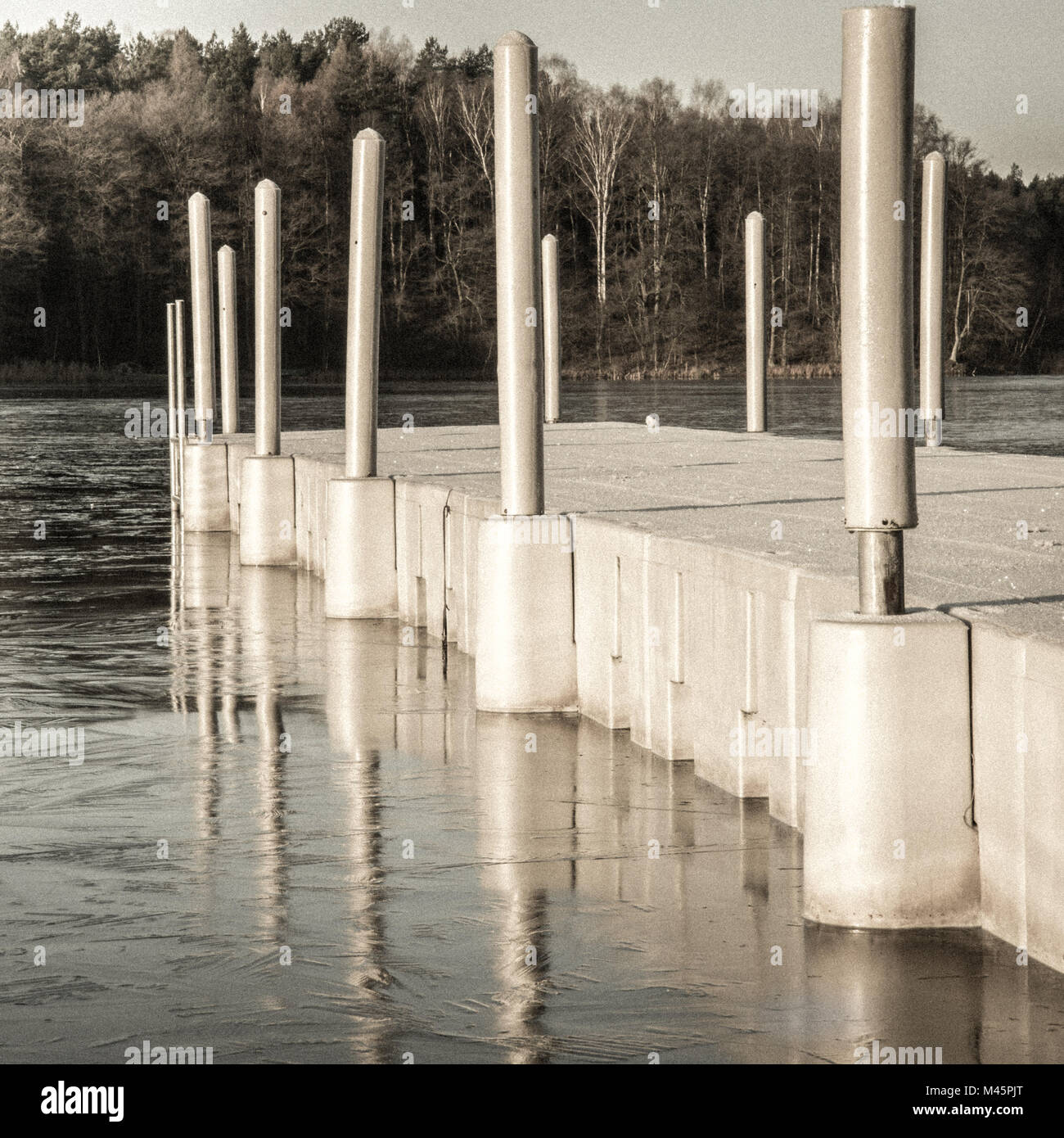 Wooden Pier Pictures Stock Photo - Alamy