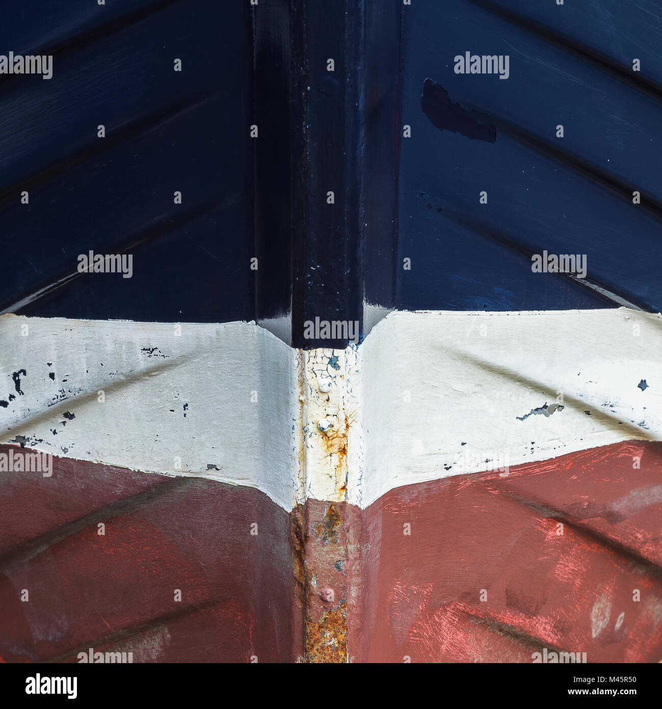 Colourful Front-on Close-up of Sailing Boat Bow Stock Photo - Alamy