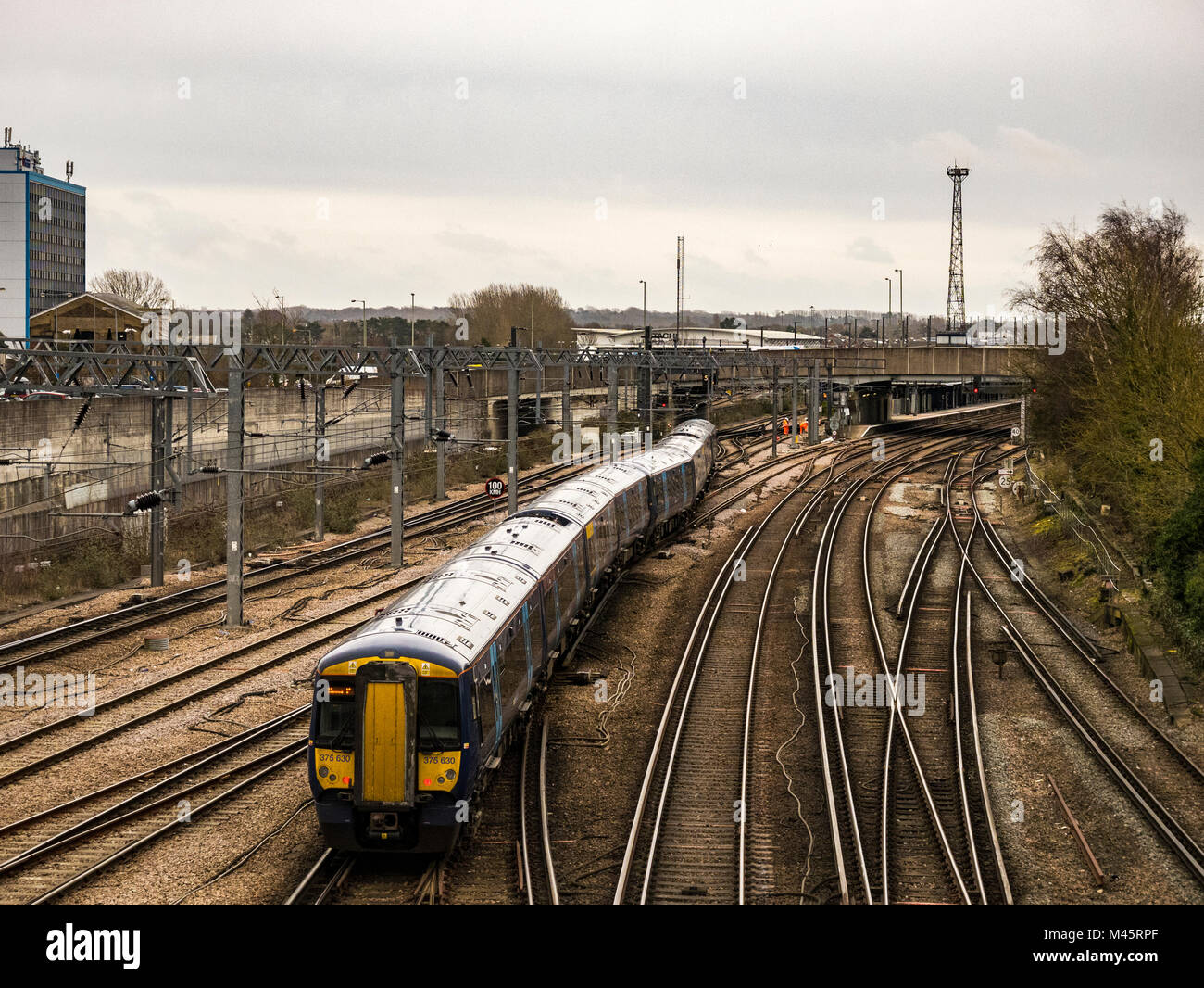 Commuter train in Ashford International Train Station, Kent, UK Stock ...