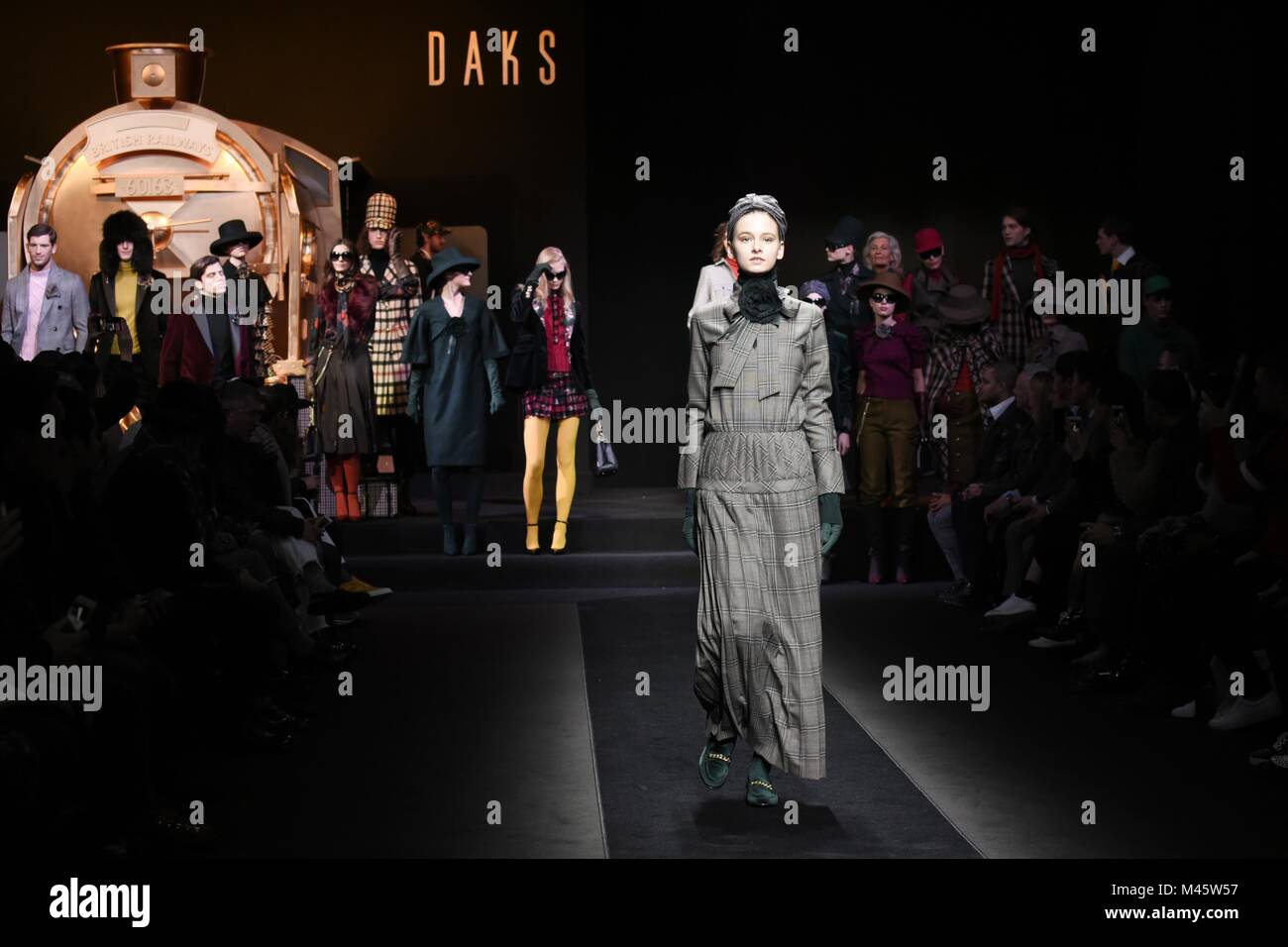 Milan Men's Fashion Week Autumn/Winter 2018/19 - Daks - Catwalk ...