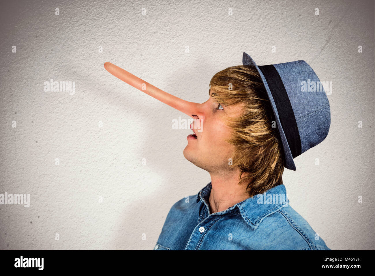 Man surprised side view hi-res stock photography and images - Alamy