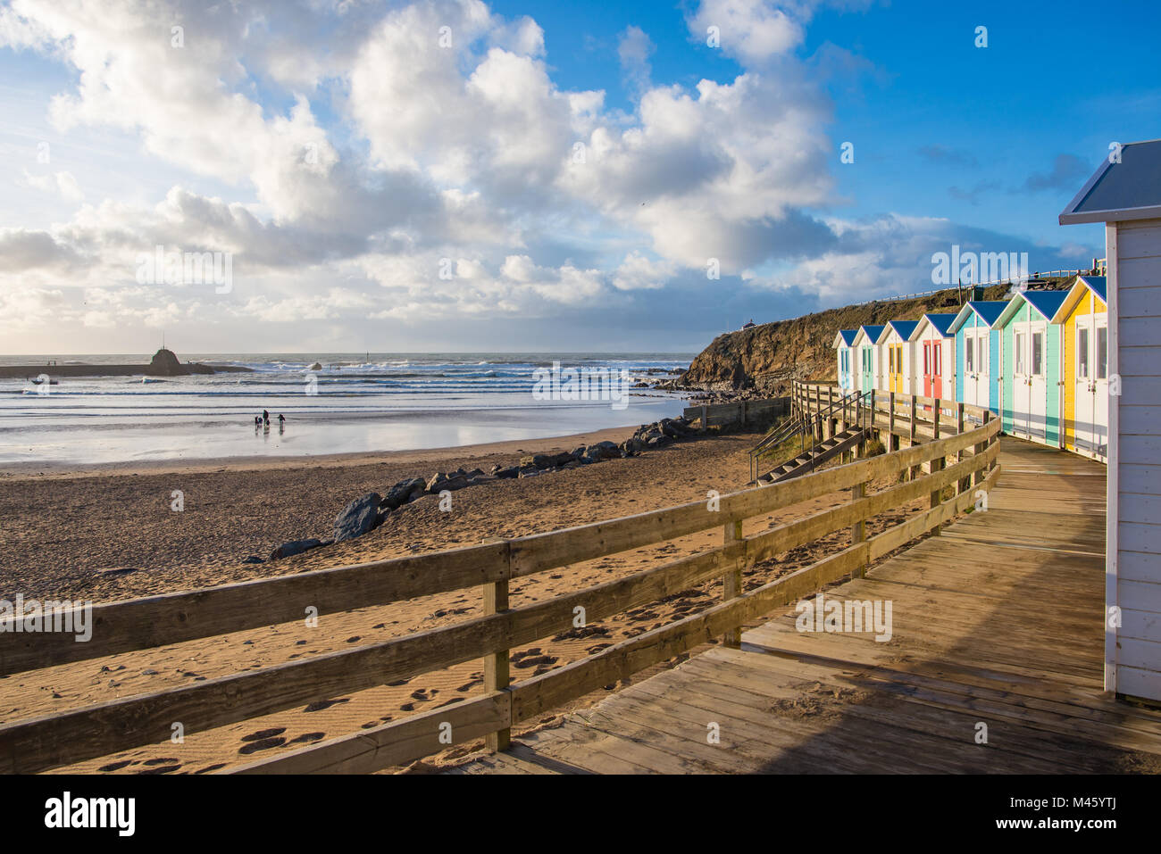 Traditional English beach huts above the beach in Cornwall Stock Photo ...