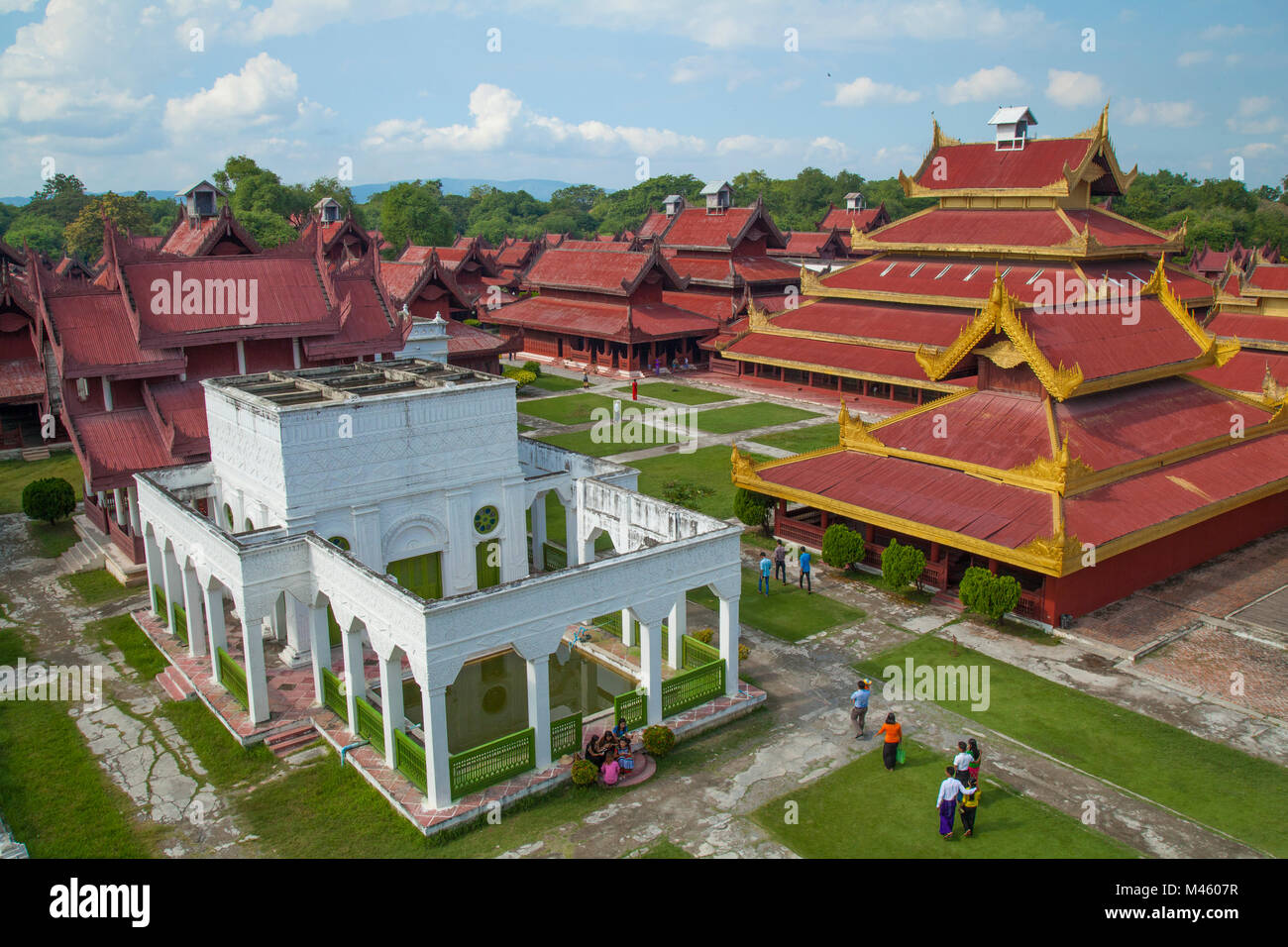 Burmese royal palace hi-res stock photography and images - Alamy